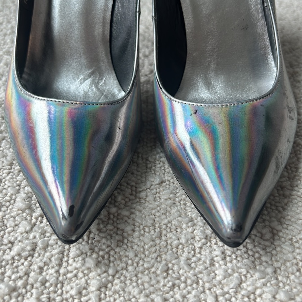 Stuart Weitzman X Scoop Silver Metallic Pumps Heels - Gem